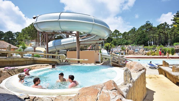 Camping Le Vieux Port | Luxury mobile homes & tents | Roan